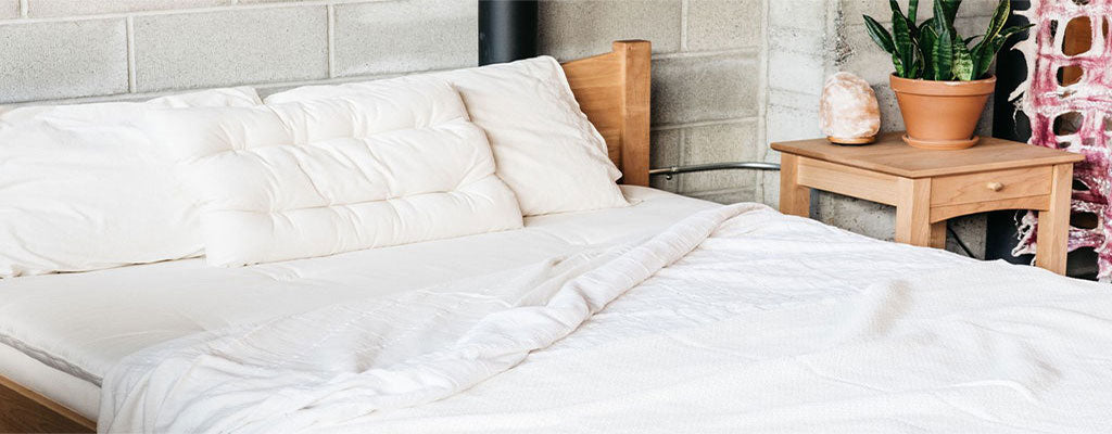 Organic and All Natural Bedding by Holy Lamb Organics